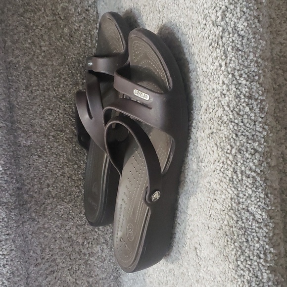CROCS | Shoes | Crocs Womens Sandals Womens 8 | Poshmark